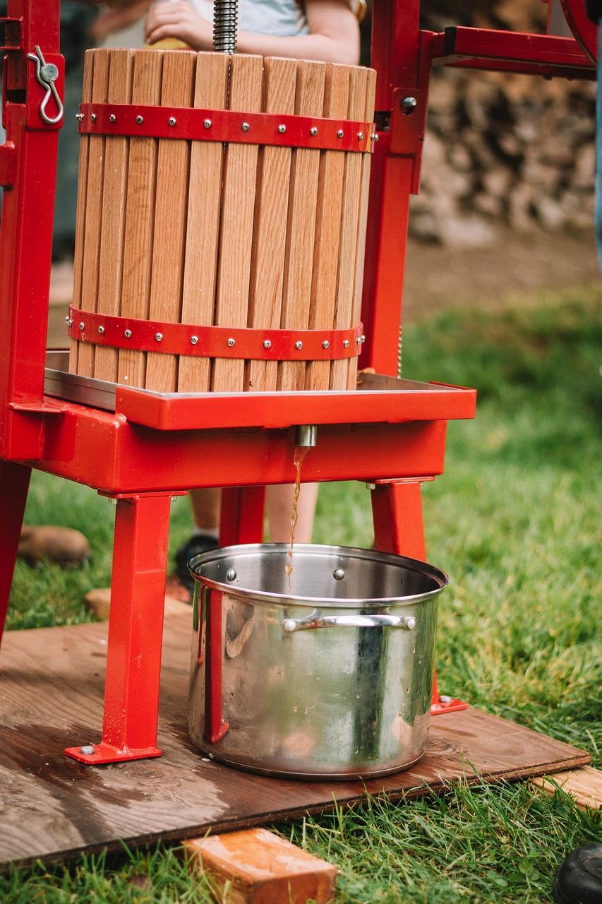 What Does It Mean To Mull A Drink? [2025]